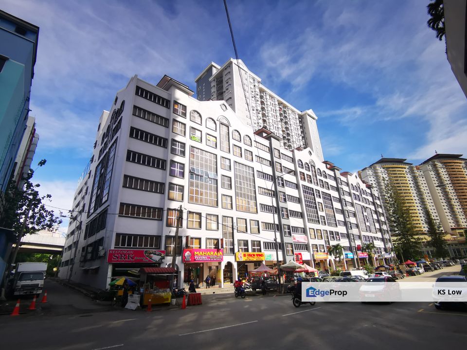 3.094S. Renovated Office @ Menara KLH Business Centre for Sale @RM360 ...