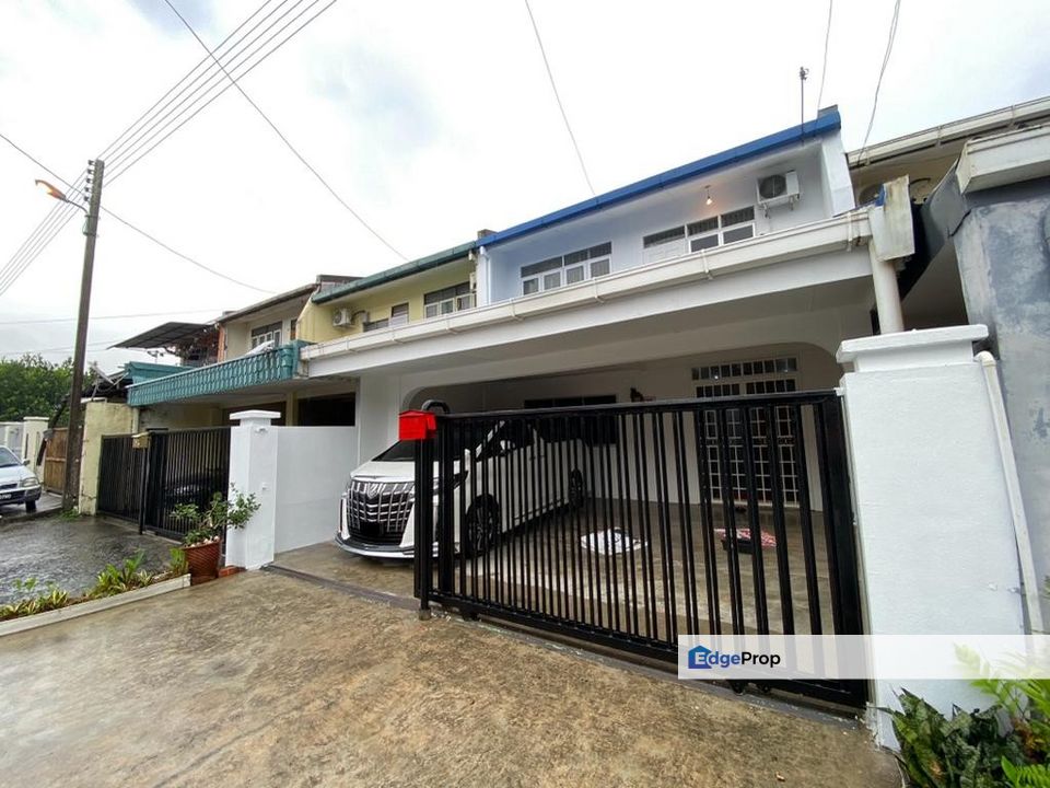Double Storey Intermediate Terrace House For Sale Haji Baki near ...
