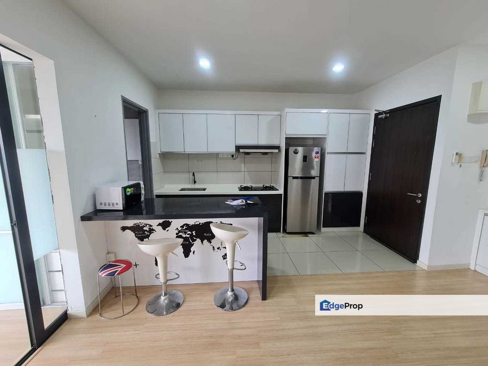 Usj One Residence cozy high ceiling unit BRT/LRT/Sunway for Rental @RM1 ...
