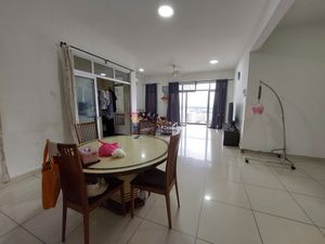 Sky Vista Residency Freehold, High Floor And Facing KLCC & KL Tower 2 ...