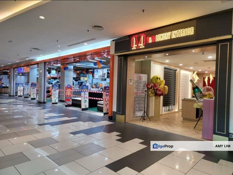The Summit USJ Shopping Mall Retail Shop Lot for Sale @RM950,000 By AMY ...