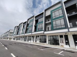 Crest Austin Emerald 2 Three Storey Shop for Rental @RM3,500 By JANE ...