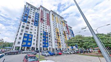 Pangsapuri Pantai Ria Pantai Dalam Bangsar South KL near KTM Station ...