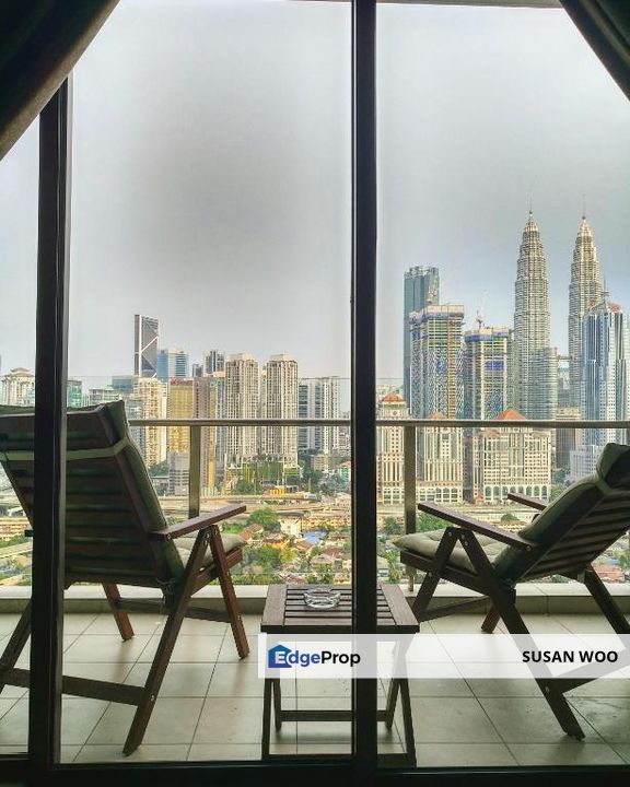 Setia Sky Residences KLCC, With a full view of the Twin Towers and the ...