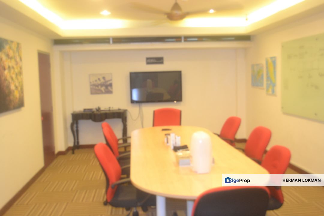 Corner Lot Eight 8 Storey Commercial Building Office Petaling Jaya ...