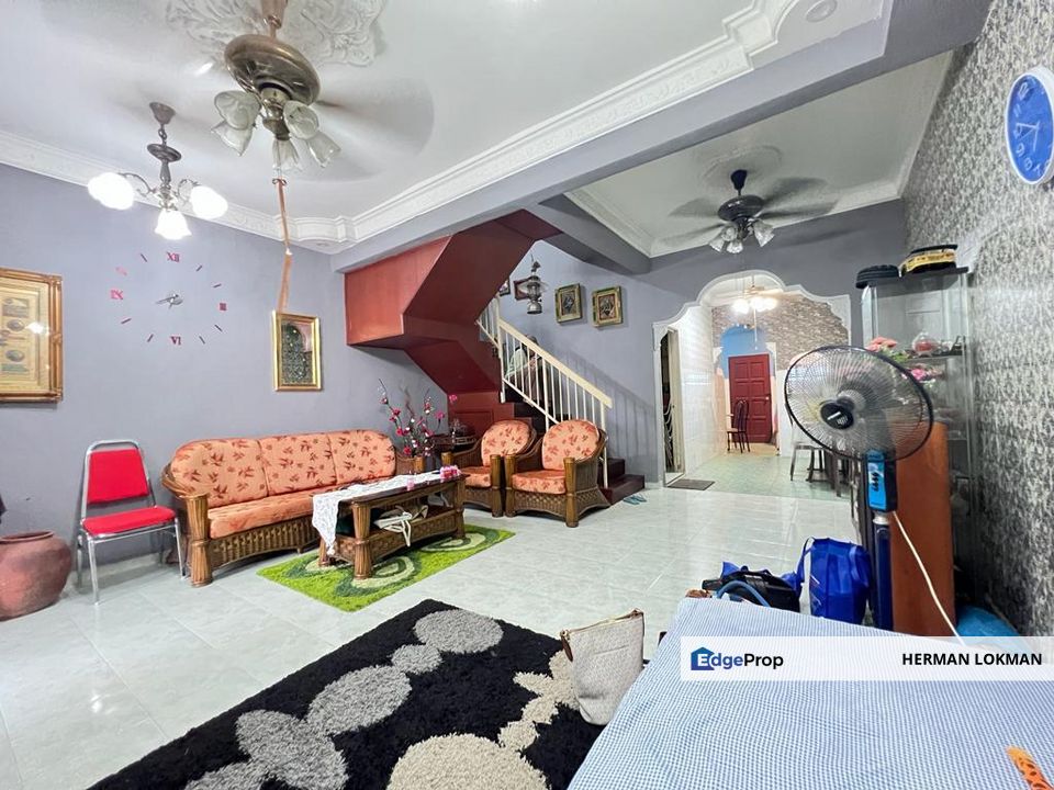 Depan Surau Renovated Dua 2 Tingkat Teres Bandar Tasik Puteri BTP Rawang LATAR for Sale @RM370 ...