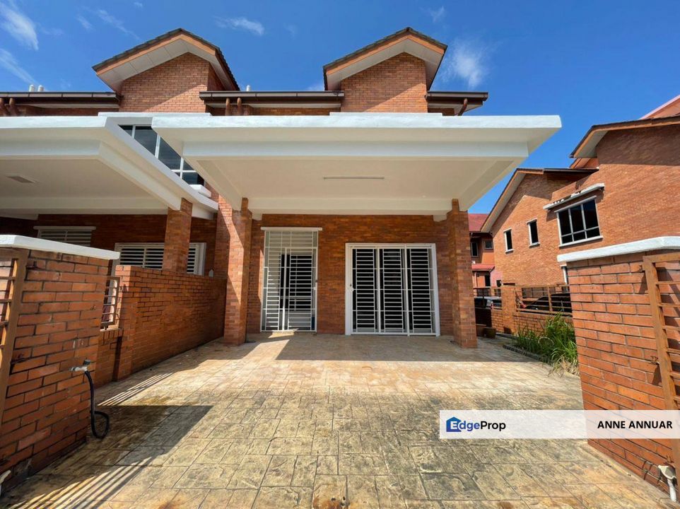 FULLY RENOVATED Double Storey Alam Budiman Seksyen U10 Shah Alam for ...