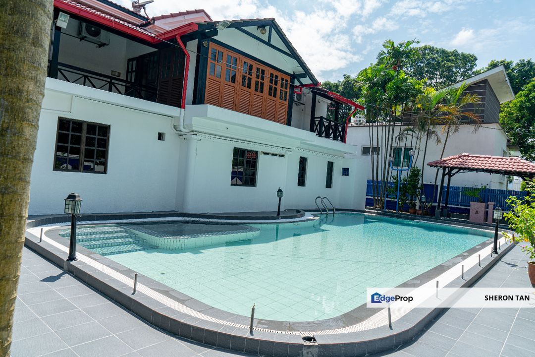 USJ 2 , SEMI D with Swimming Pool For SALE!!! for Sale @RM1,900,000 By SHERON TAN | EdgeProp.my