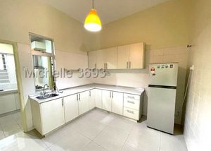 2 Storey House @ Kota Kemuning ( Bayu ) - Partly Furnished 24x75sf for ...