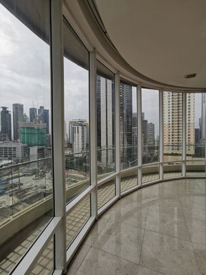 Luxury Yet Affordable KLCC Condo @ The Oval, KLCC for Sale @RM4,150,000 ...