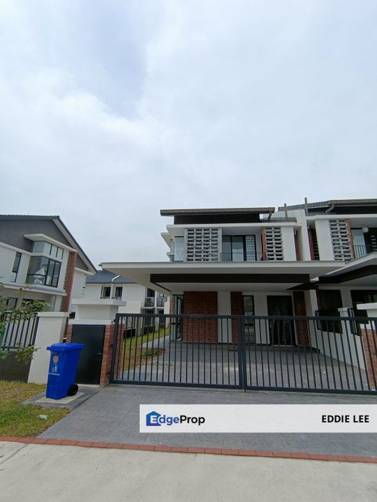 Elmina valley 5 terrace 2 storey house for sales Elmina west for Sale ...