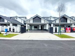 2 Storey Semi Detached Hevea Elmina Garden Heritage Colonial Home. for ...