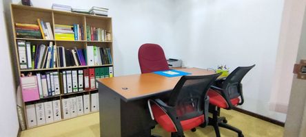 Fully Renovated : Shop office Bangi Kompleks Diamond Business Park for ...
