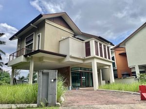 Large land area Semi D Jalan Awan Larat U8 D'Puncak Bukit Jelutong for ...