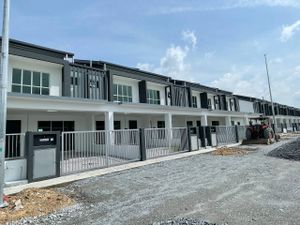 EXTRA LAND Teres 2 Tingkat Taman Warisan Hijauan KOTA WARISAN SEPANG ...