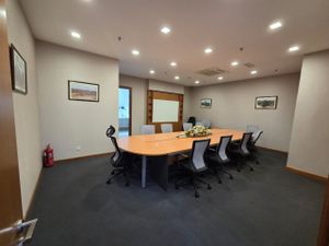 Menara Tsr, Mutiara Damansara - Fully Fitted Clean Layout Office for ...