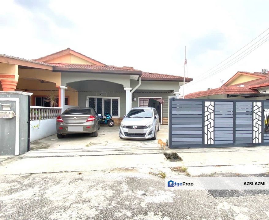 TANAH BESAR RUMAH LUAS EXTENDED DAPUR SEMI-D SETINGKAT TAMAN JOHAN ...