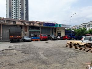 Taman Industri USJ 1, Sigle storey link factory with extra land for ...