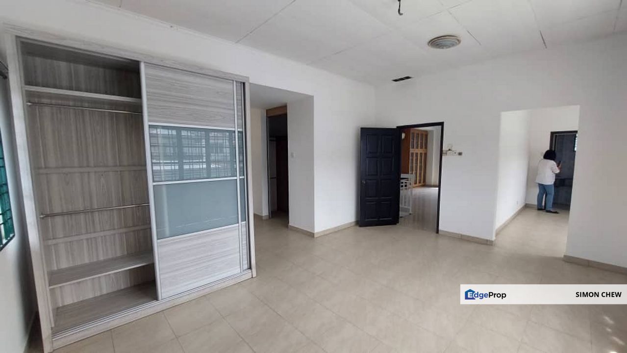 USJ 11 Subang Jaya Double Storey Corner House For Sale for Sale @RM1,550,000 By SIMON CHEW ...