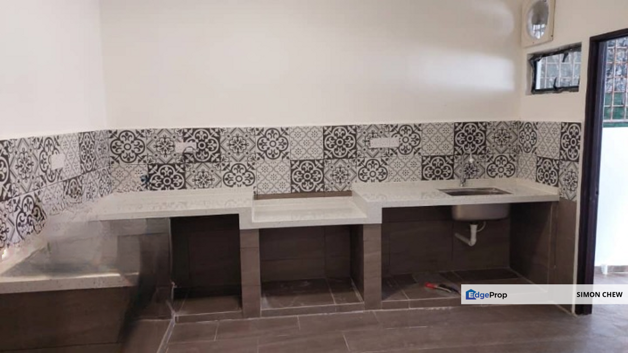 New Refurbished Usj 3 Subang Jaya House Look Like New for Rental @RM2 ...