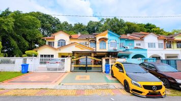 RENOVATED with GREENERY VIEW BACKYARD 2 Storey Terrace Anggerik Aranda ...