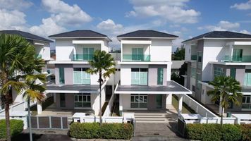 BIG BUILD UP 2.5 Storey Semi Detached, Puchong Prima, Puchong for Sale ...