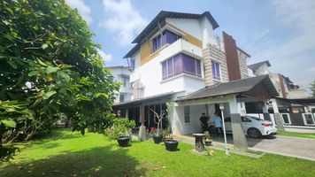 CORNER 3 Storey Semi Detached Laman Seri, Seksyen 13, Shah Alam for ...
