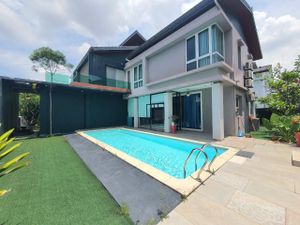 [END LOT WITH SWIMMING POOL] 2 Storey Bungalow Bandar Parklands precint ...