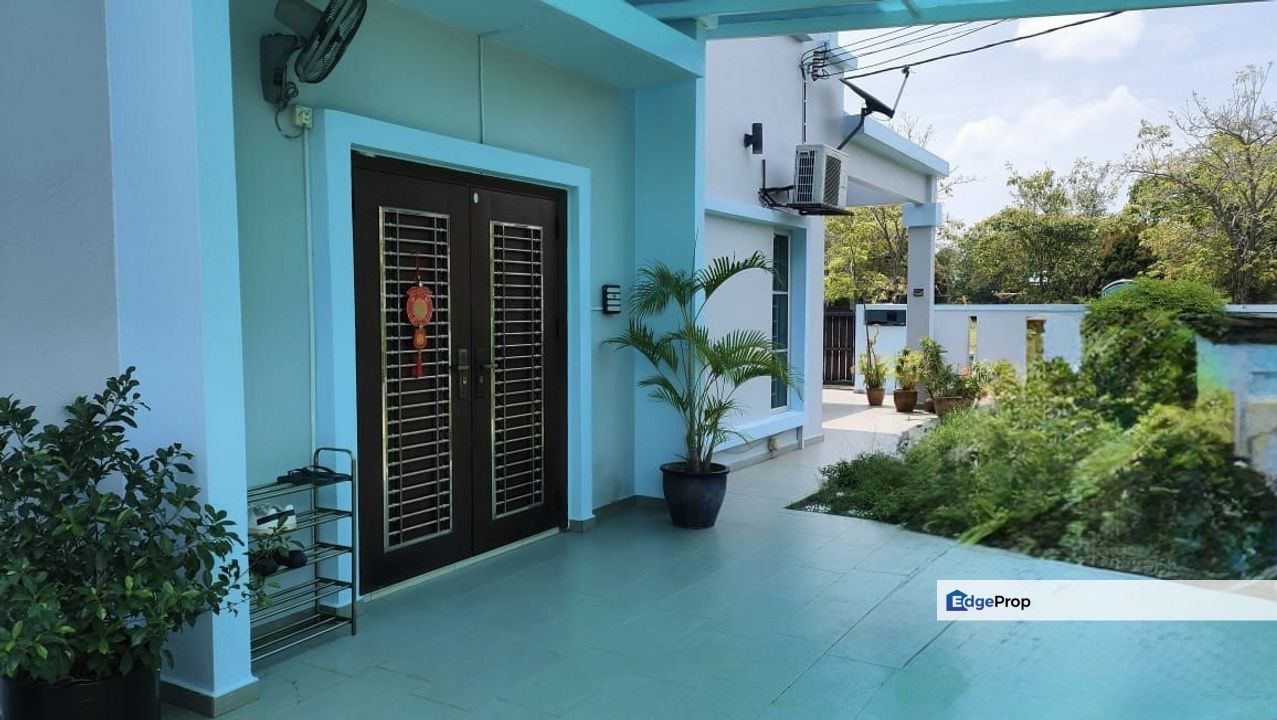 Bandar Saujana Putra Landed 2Storey Corner Renovated - Facing Park ...