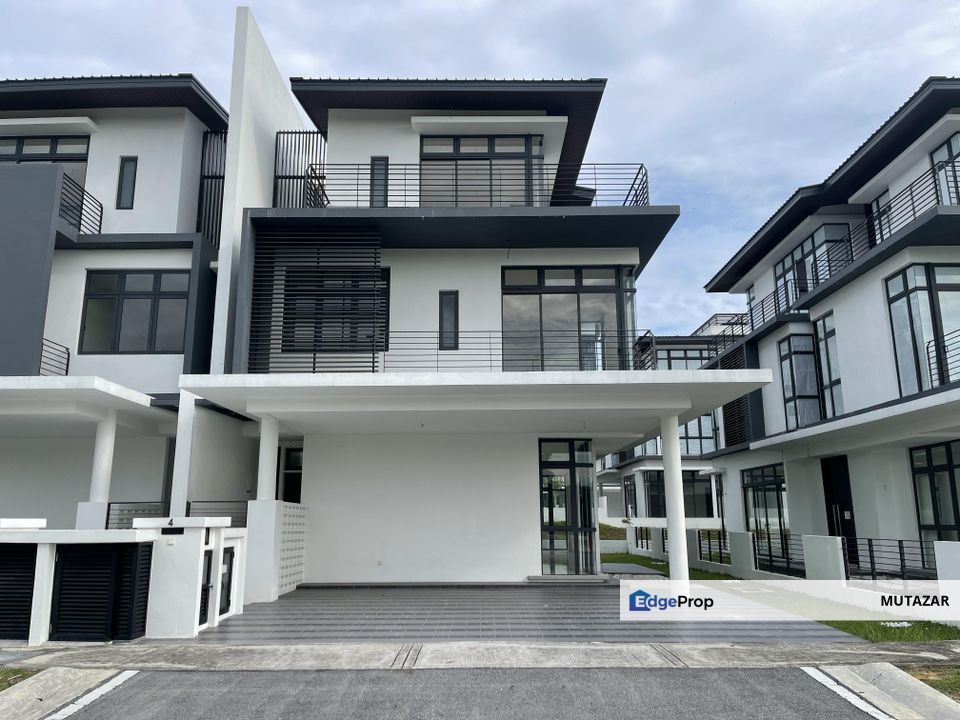 FOR SALE: FREEHOLD NEW COMPLETED, 3 Storey Semi-D, Senna @ Presint 12 ...