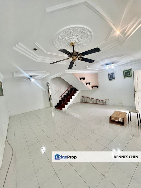 2 Storey Intermediate house beside The Mines Shopping Mall for Sale ...