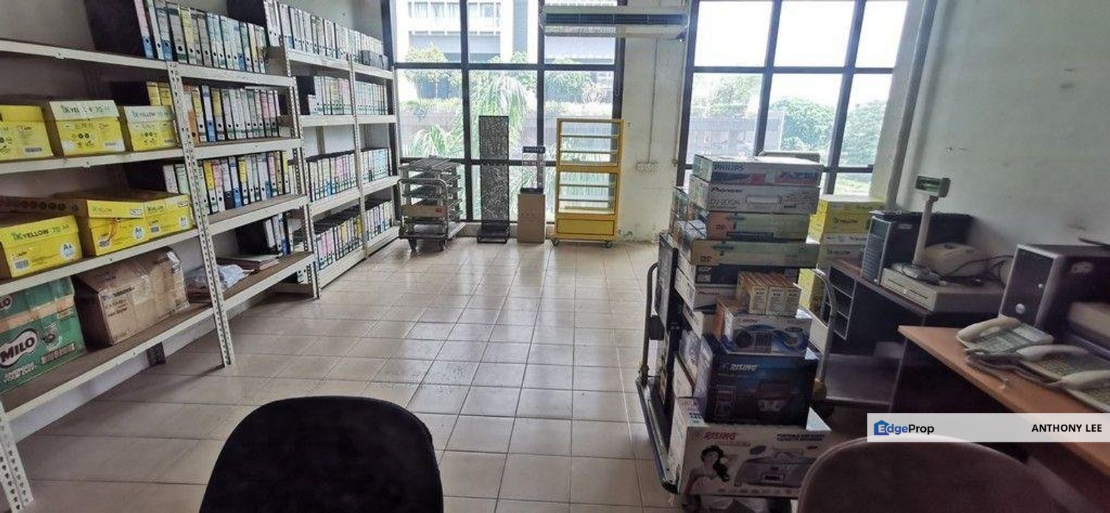 Sentul Raya Boulevard 2 floors shop office with lift 24x60 + 24x70 for ...