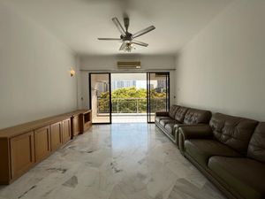 Menara Duta condo Freehold Spacious 2car parks LRT Stations Pool View ...