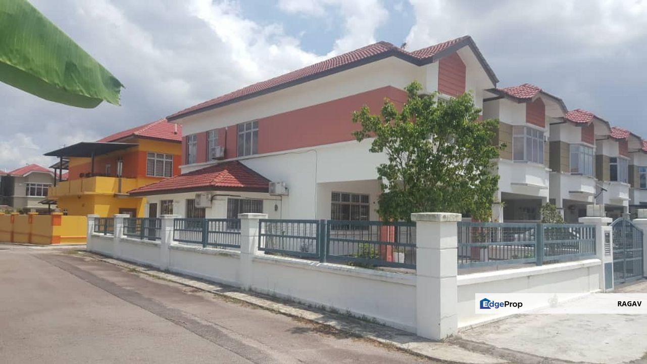 Stunning 2 Storey Terrace Corner Lot in Bandar Uda UtamaFor Sale for ...