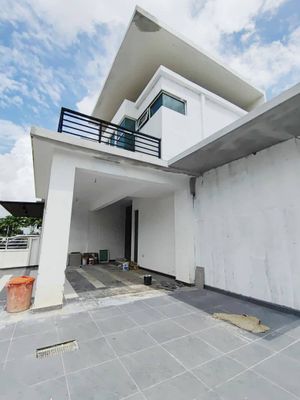 Luxurious Double Storey Cluster Corner House Austin Heights @ Kiara for ...