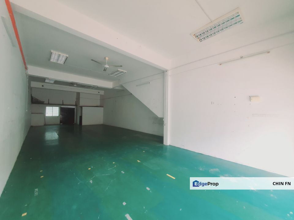 High Traffic Population Ground Floor Pusat Niaga Bukit Baru Utama ...