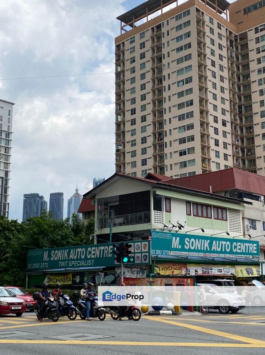 Stand Alone 3 Storey Residential Building at Jalan Raja Abdullah Kg ...