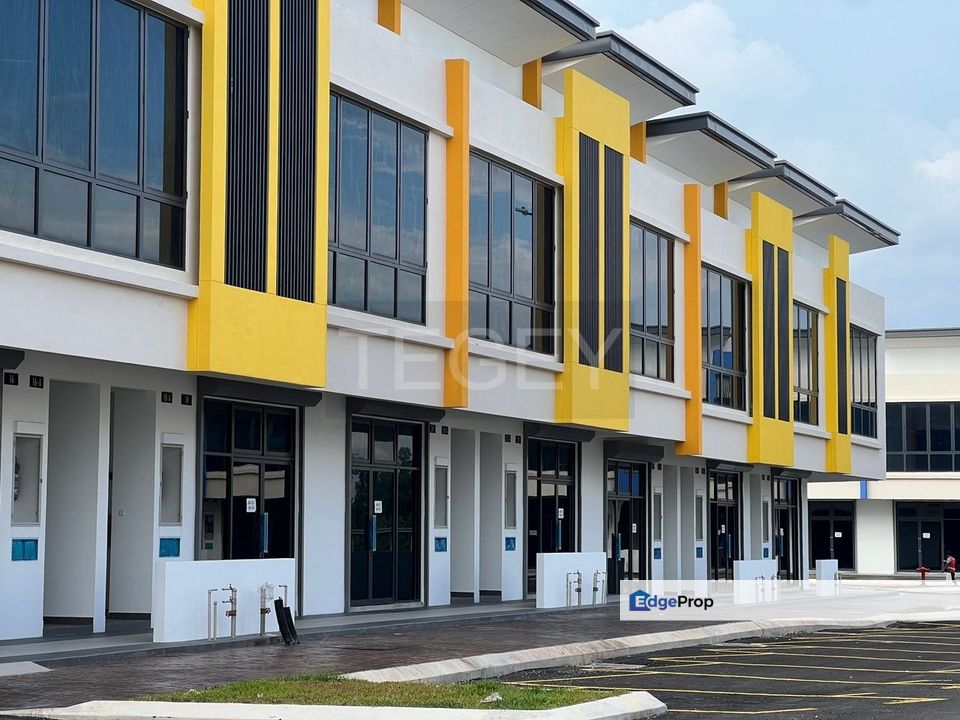 Ground Floor Brand New Alam Impian Prisma 2 Shop Lot 22x75 Limited Uni ...