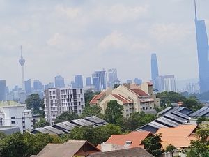 Renovated KLCC TRX Merdeka 118 view Unit @ Indah Damansara for Sale ...