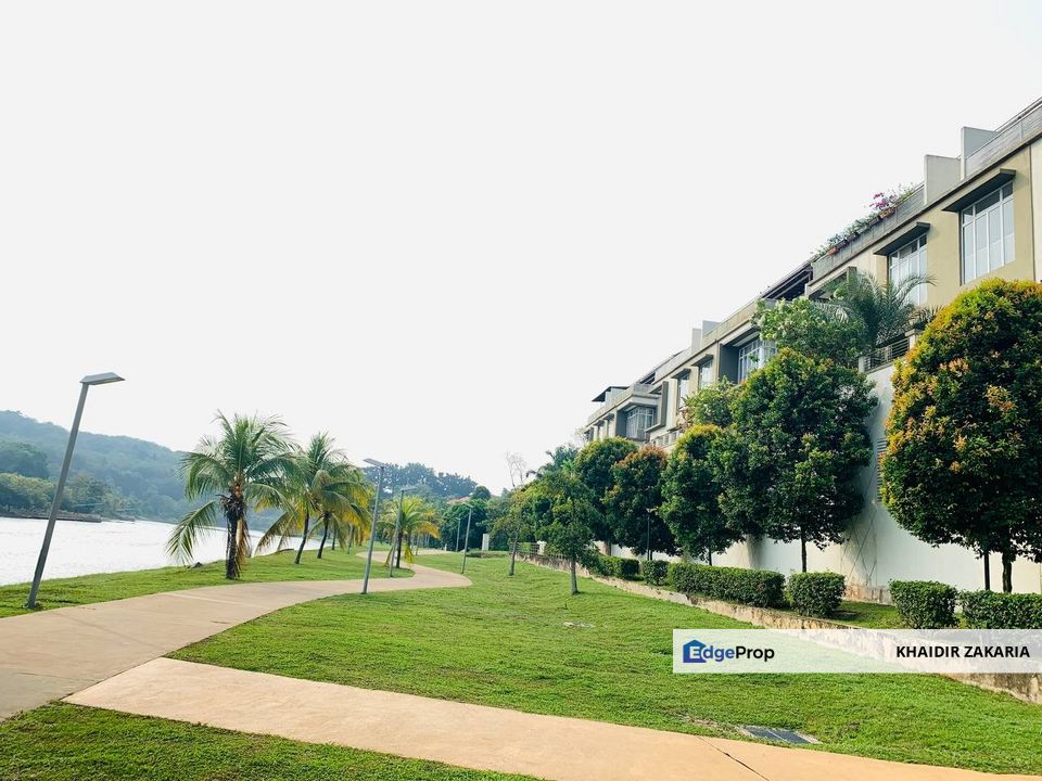 Lake View 3 Storey Semi Detached House for Sale at Presint 16 Putrajaya ...