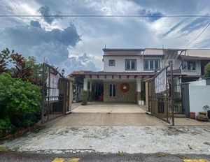 CORNER LOT Facing Open & Renovated Double Storey at USJ 3 Subang Jaya ...