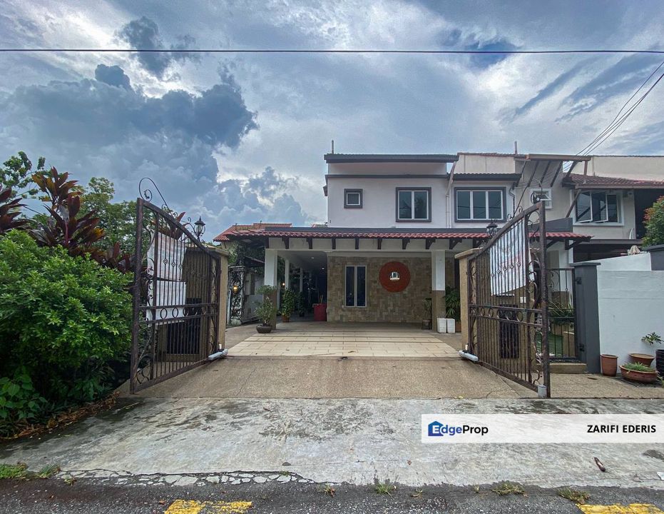 CORNER LOT Facing Open & Renovated Double Storey at USJ 3 Subang Jaya ...