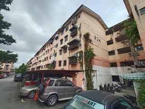 Flat Puchong Permai Tingkat 1 Tepi Tangga, Dekat Dengan Stesen LRT ...
