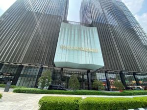Corner Unit Corporate Office Pavilion Embassy Jalan Ampang KLCC Kuala ...