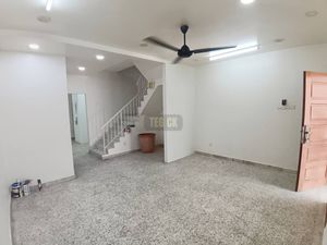 Taman Klang Utama Bukit Raja Double Storey Newly Painted House for ...