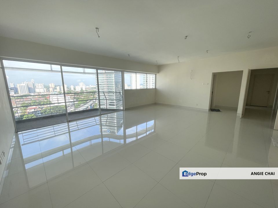 Unfurnished Unit @ The Plaza Condominium, TTDI For Sale for Sale @RM1 ...