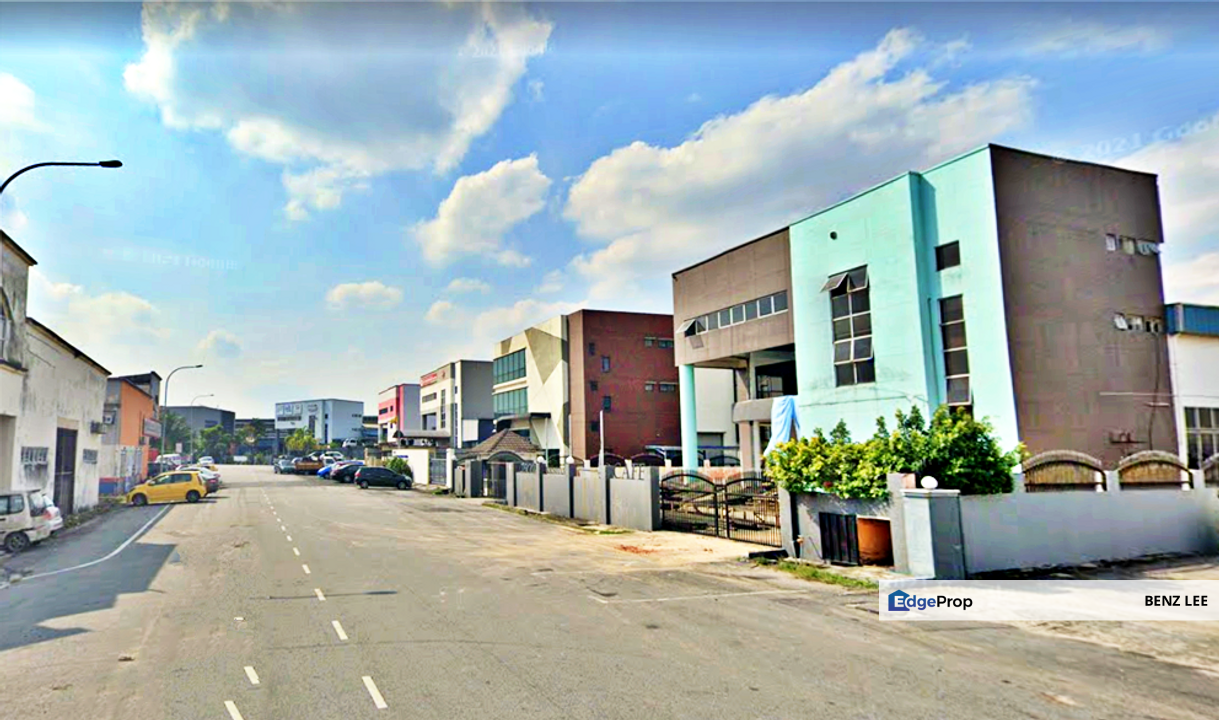 Bandar Pinggiran Subang 2 U5 2 Storey Semi-D Factory For RENT for ...