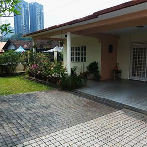 Section 5: Retro Single storey Bglow with BIG land for Sale @RM2 ...