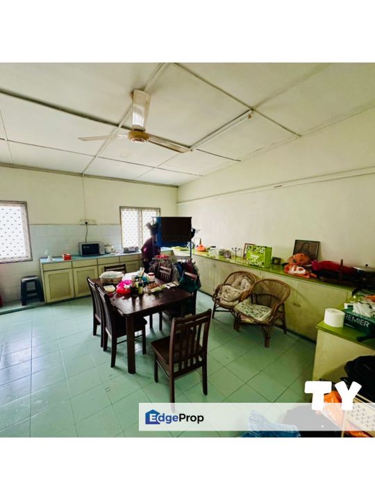 Southern Park 2-Storey Extended Good Condition Super Value for Sale ...