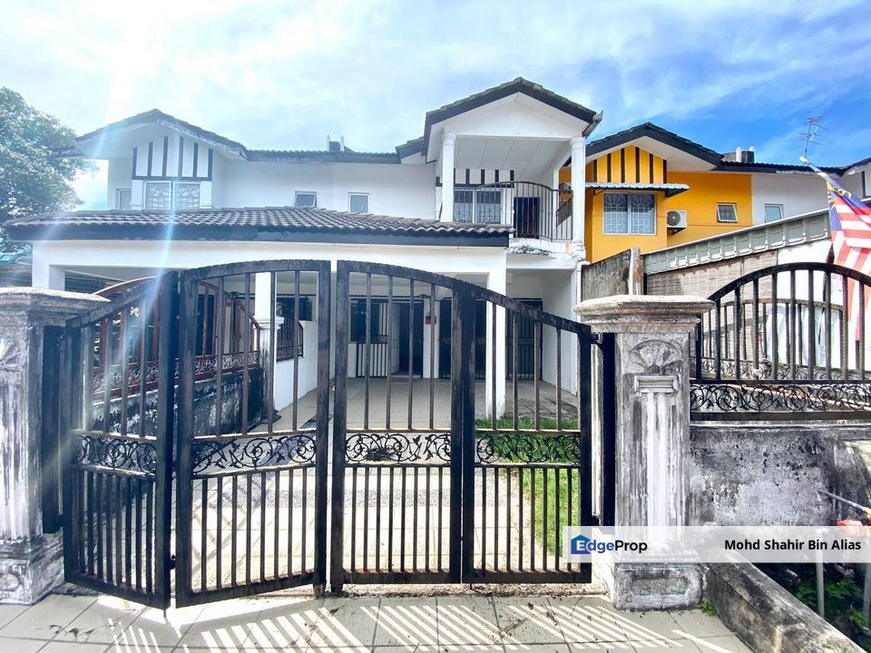 FOR SALE: Double Storey Intermediate Terrace House, Taman Pinggiran ...